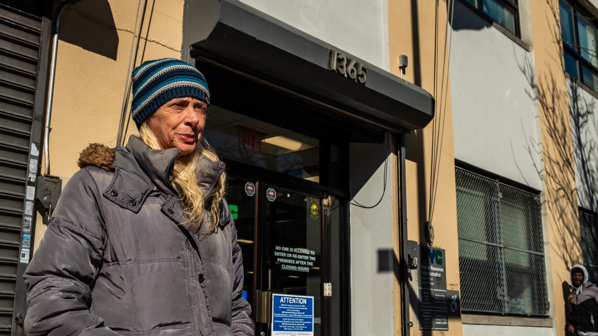 Scenes From Closing Day at a Bronx Benefits Center - City Limits